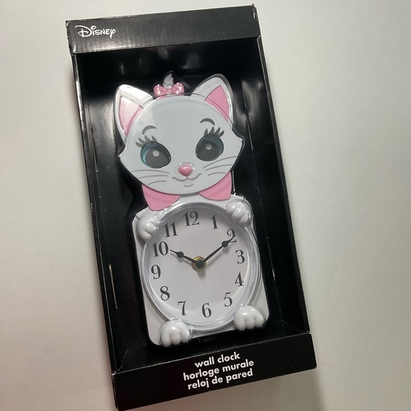 Disney | Wall Decor | Disney Aristocats Marie Animated Wall Clock ...